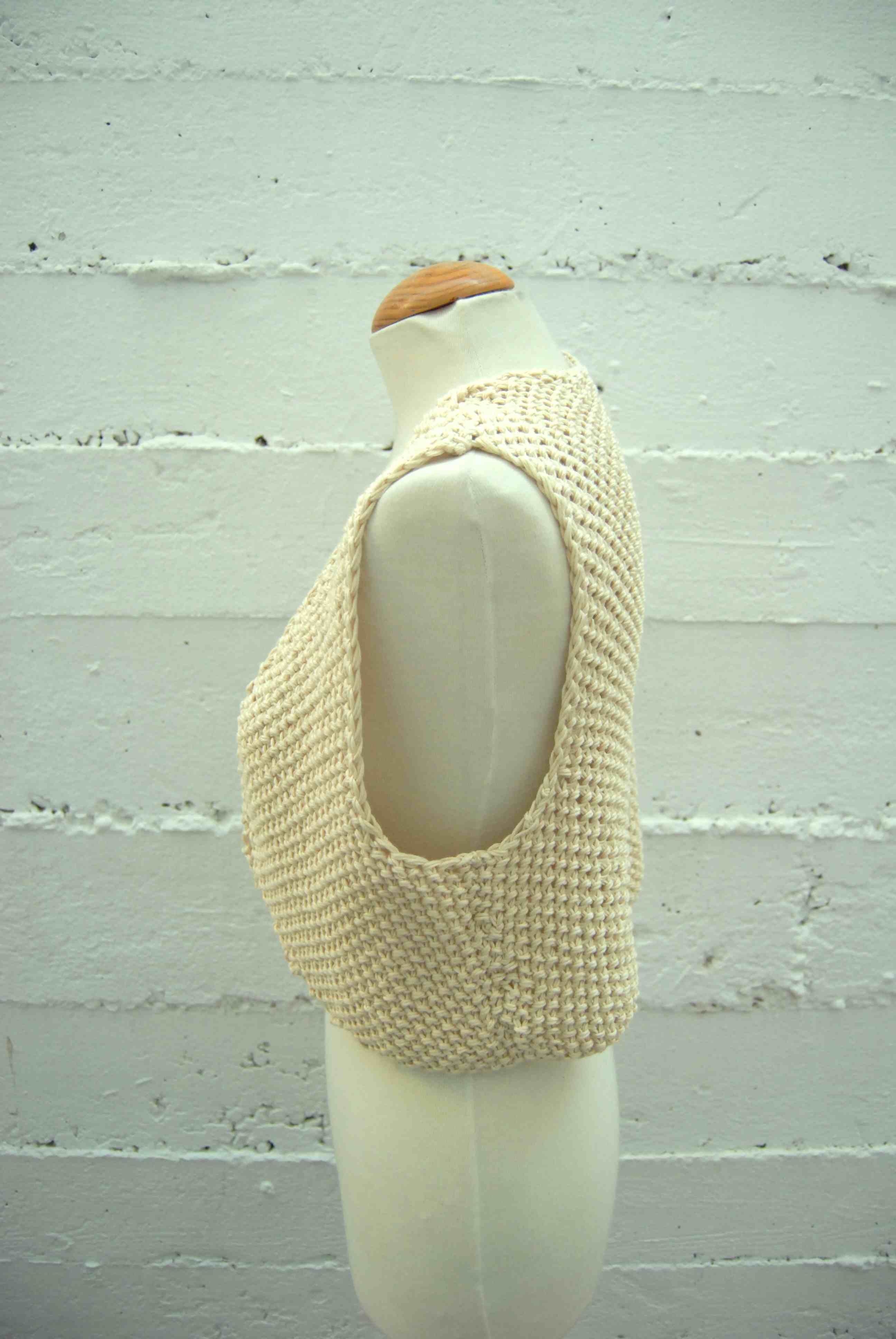 Free pattern: Eva Vest - The Blog - US/UK