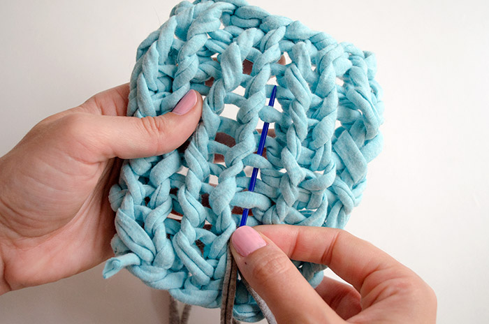 How to correctly hide the threads in rib stitch - The Blog - US/UK