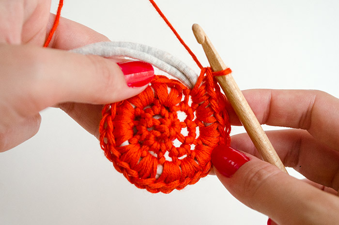 Free pattern: Fabric yarn carpet - The Blog - US/UK