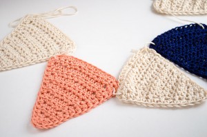 Free Pattern: Crochet Buntings - The Blog - US/UK
