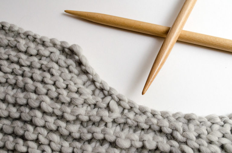 How to shape a cowl without casting off with short rows - The Blog - US/UK