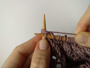 HOW TO KNIT RIGHT LEANING DOUBLE DECREASES - The Blog - US/UK
