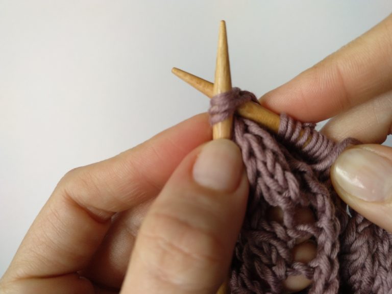HOW TO KNIT RIGHT LEANING DOUBLE DECREASES - The Blog - US/UK