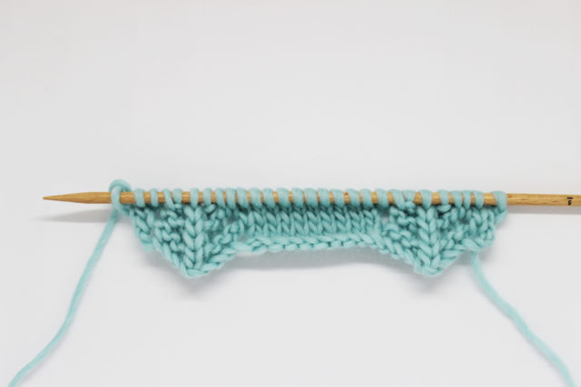 How to knit the small pine trees stitch - The Blog - US/UK