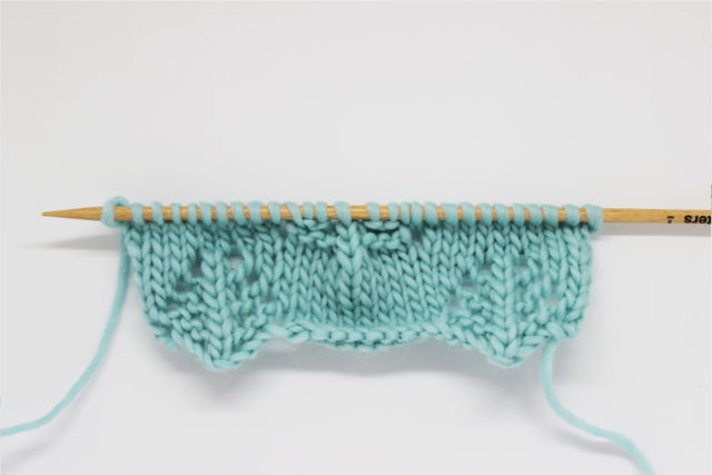How to knit the small pine trees stitch - The Blog - US/UK