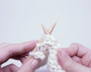 How to purl 2 stitches together through the back loop - The Blog - US/UK