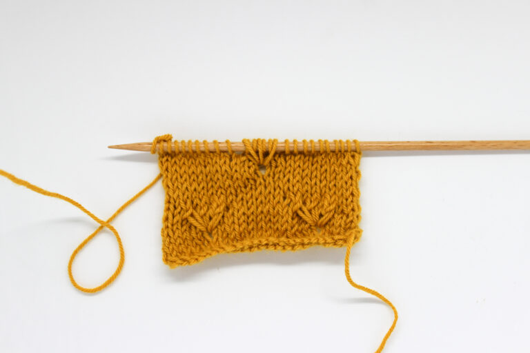 How to knit the daisy stitch - The Blog - US/UK