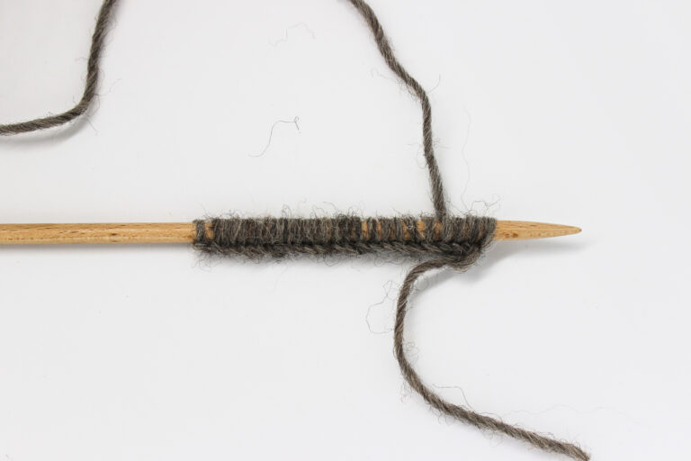 How to knit the jacquard stitch - The Blog - US/UK
