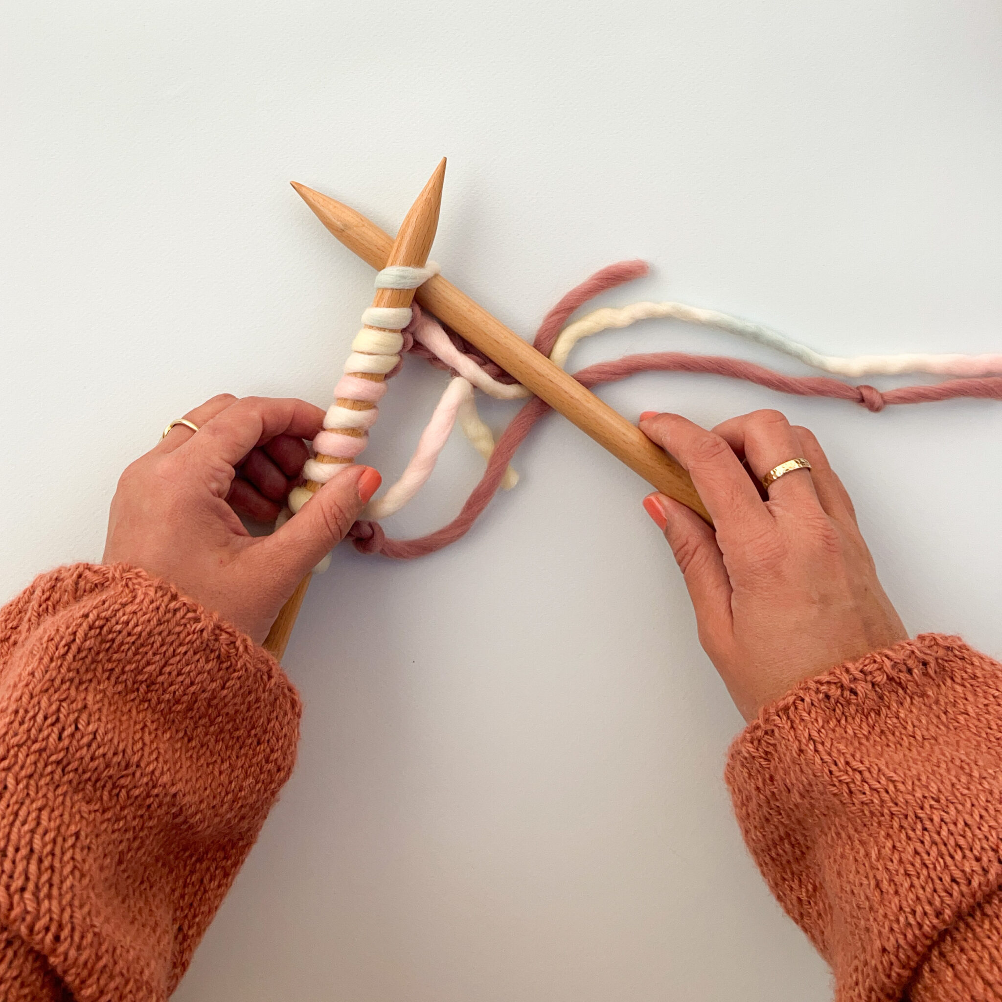 How to make a provisional cast on with crochet: learn the technique ...