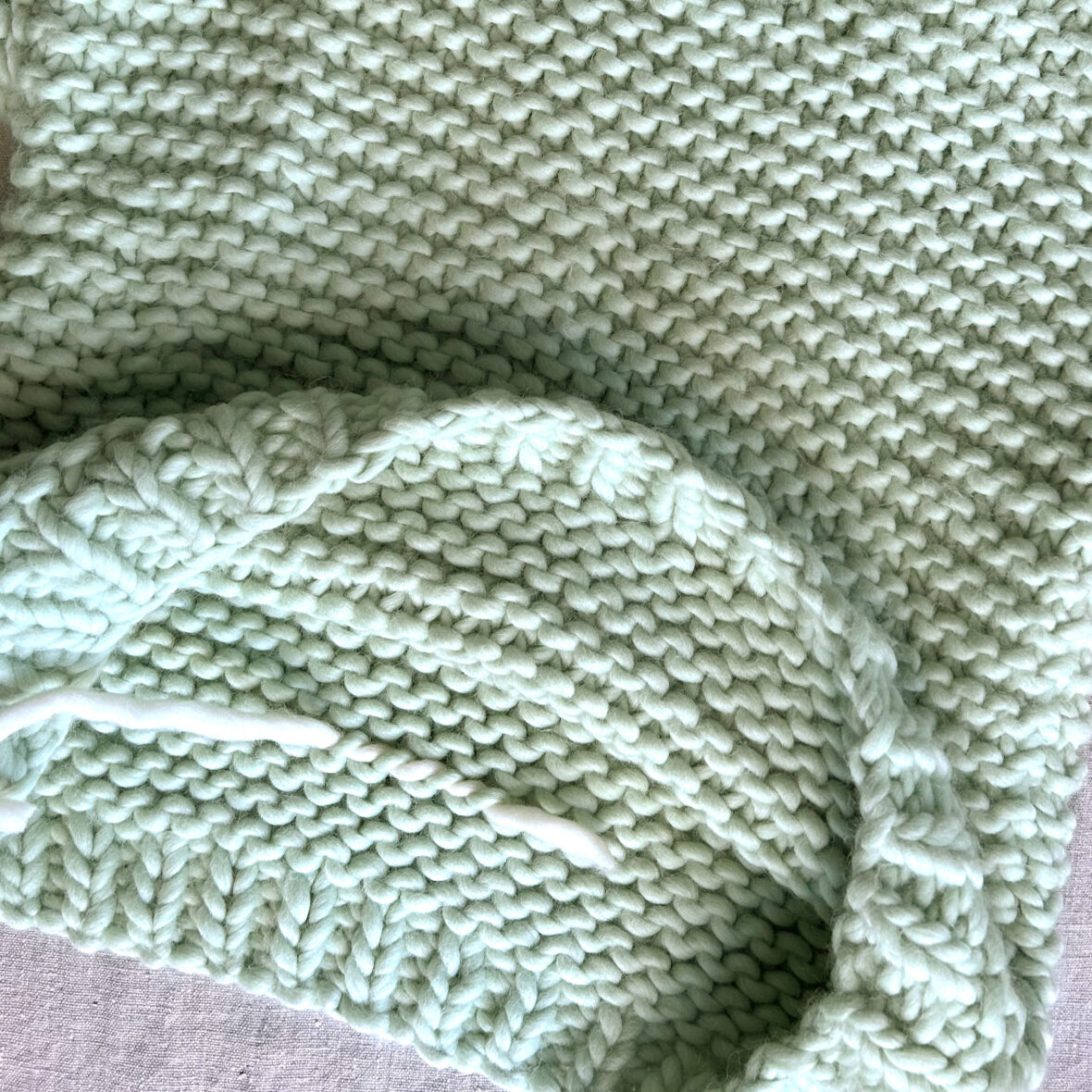 How to finish a knitted project: weave in ends - The Blog - US/UK